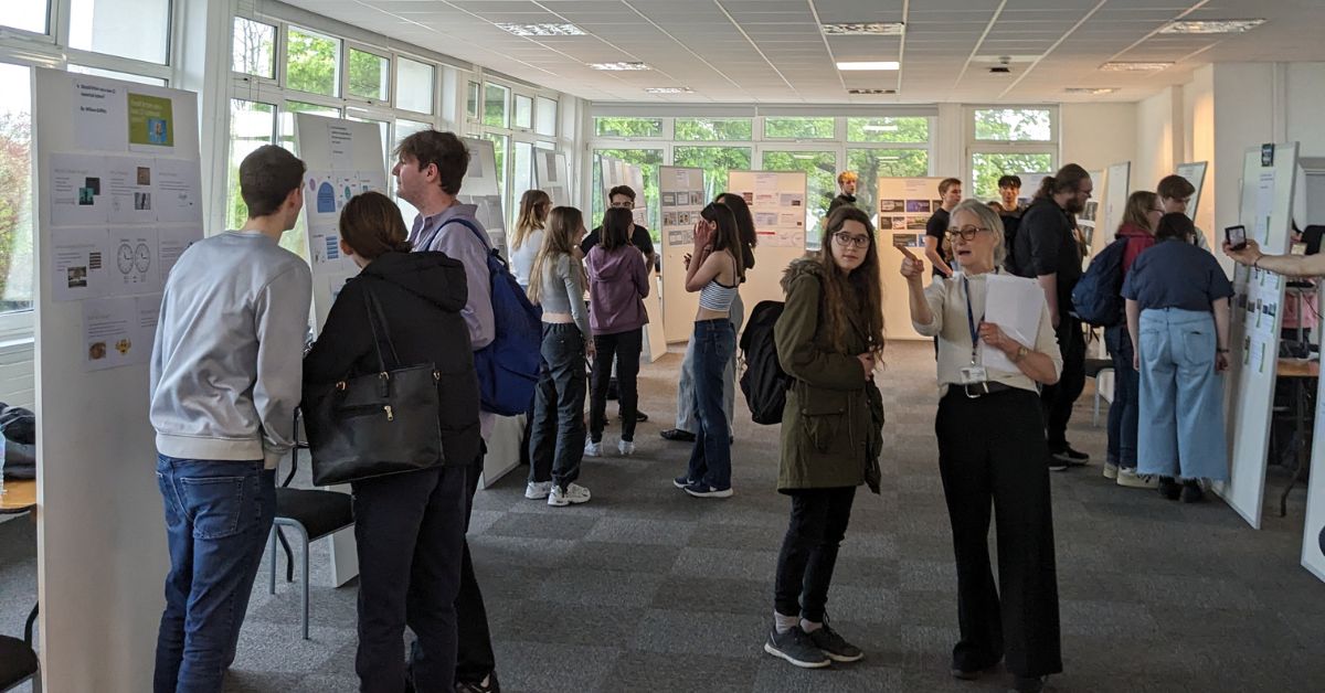 Spotlight on students’ research projects at Worthing College | Worthing ...